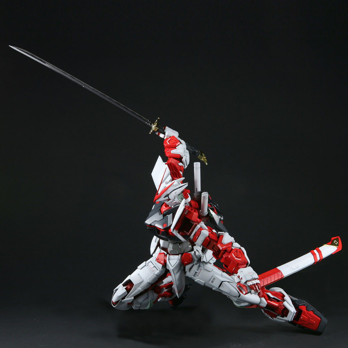 PG Gundam Astray Red Frame — GUNPLA SA